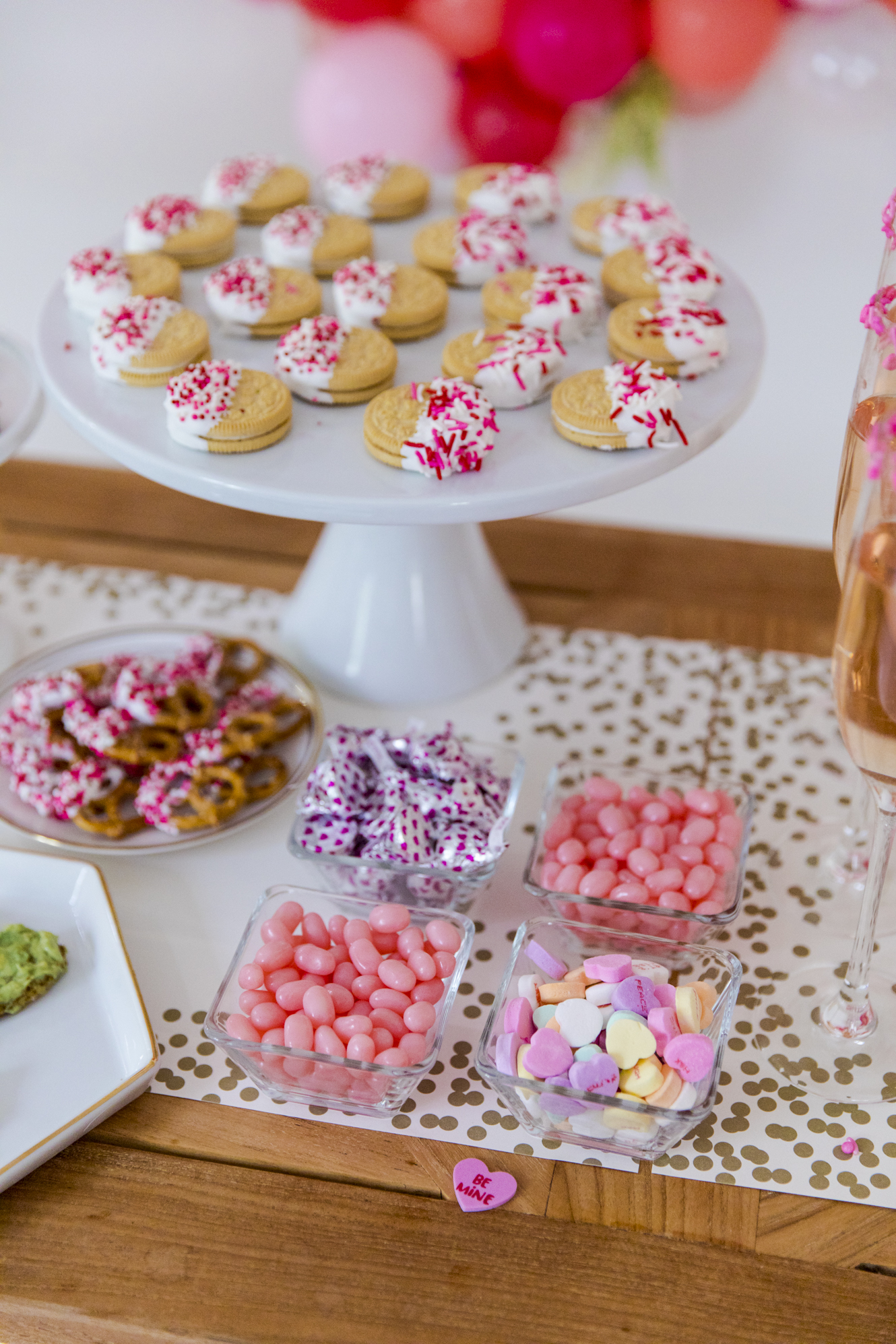 Six Ideas For Throwing The Best Valentine s Day Party Fashionable Hostess
