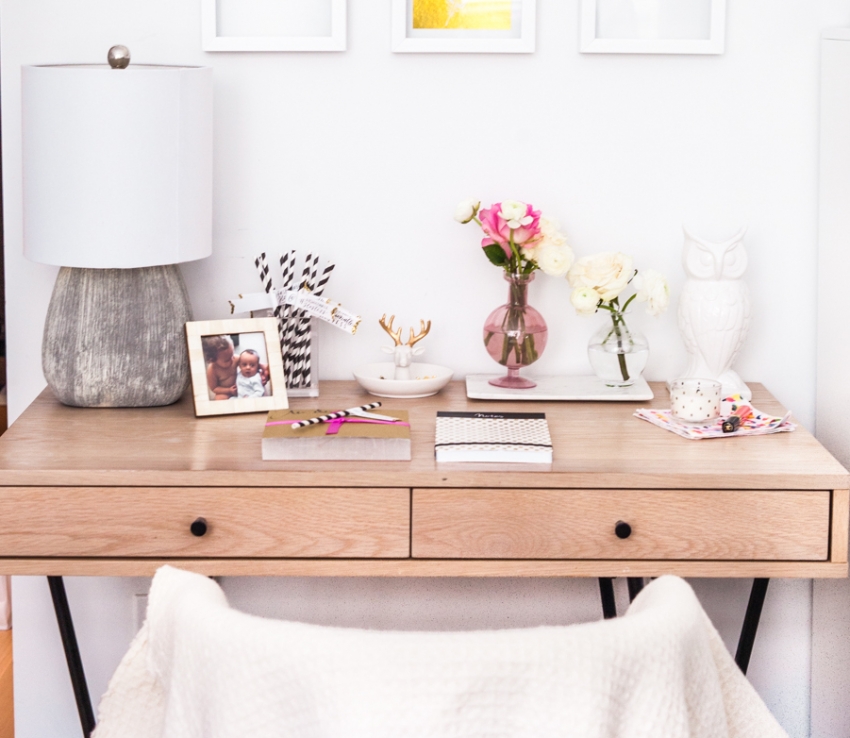 New York City Home Workspace - Fashionable Hostess