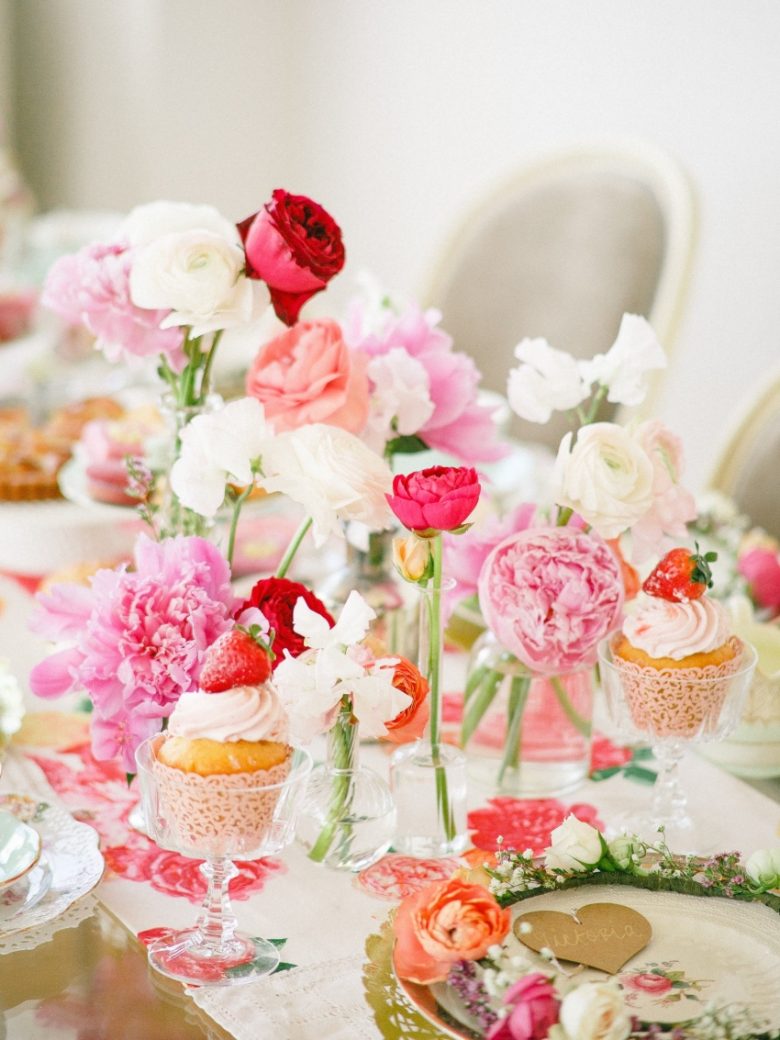 DINNER PARTY SPOTLIGHT: CROWNS BY CHRISTY - Fashionable Hostess