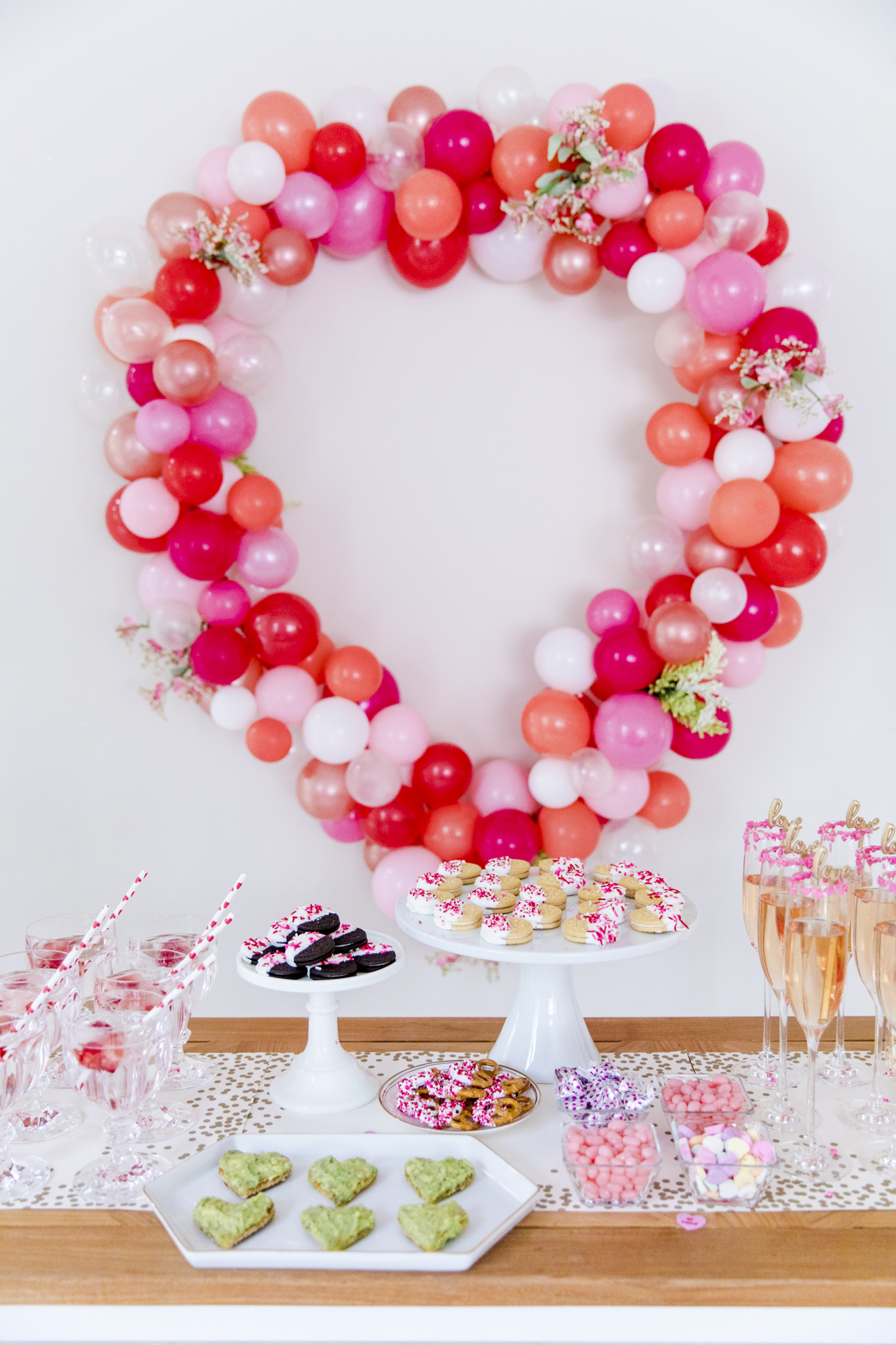 Six Ideas For Throwing The Best Valentine s Day Party Fashionable Hostess