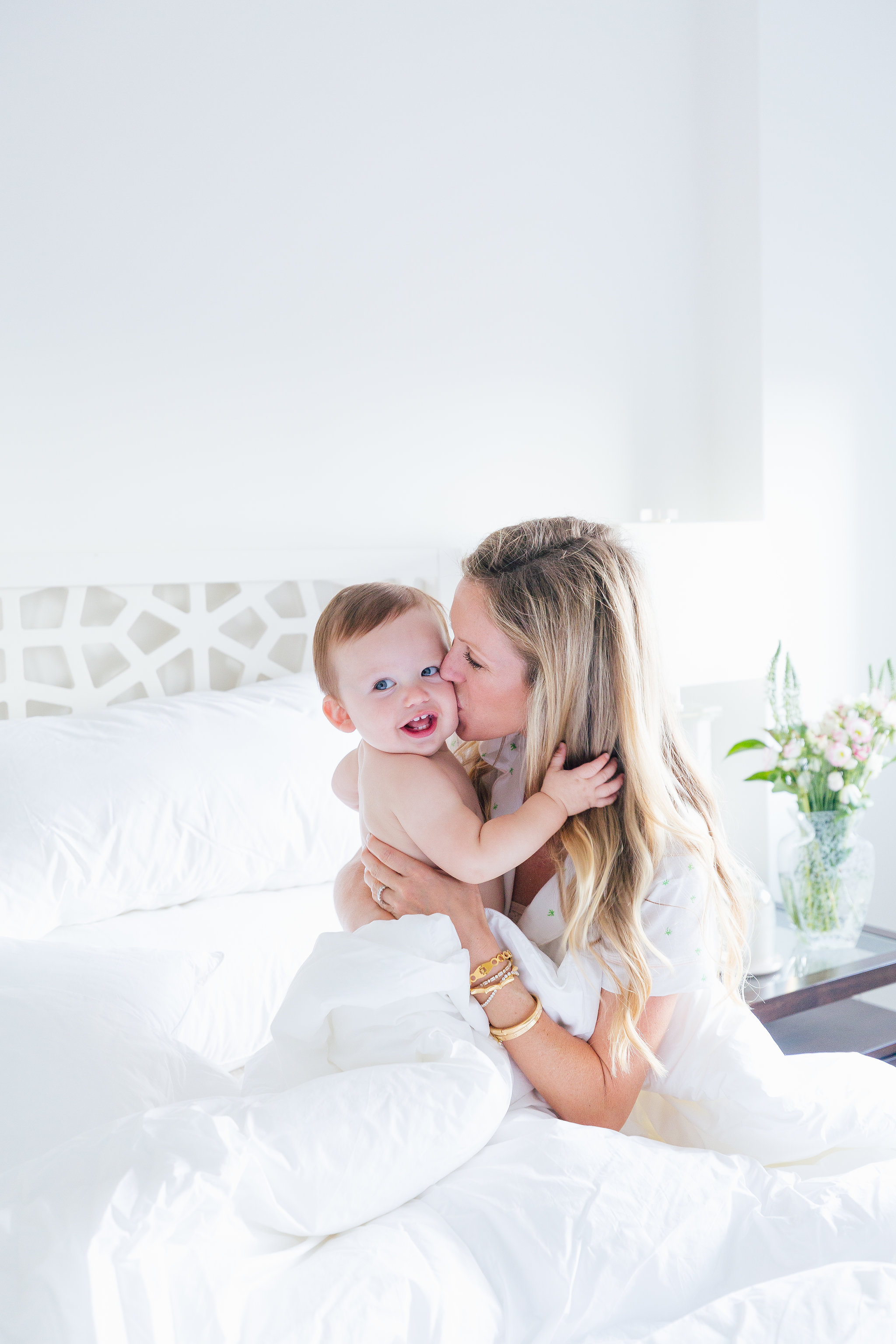 Organic Pillows and Duvets from Boll & Branch - Fashionable Hostess