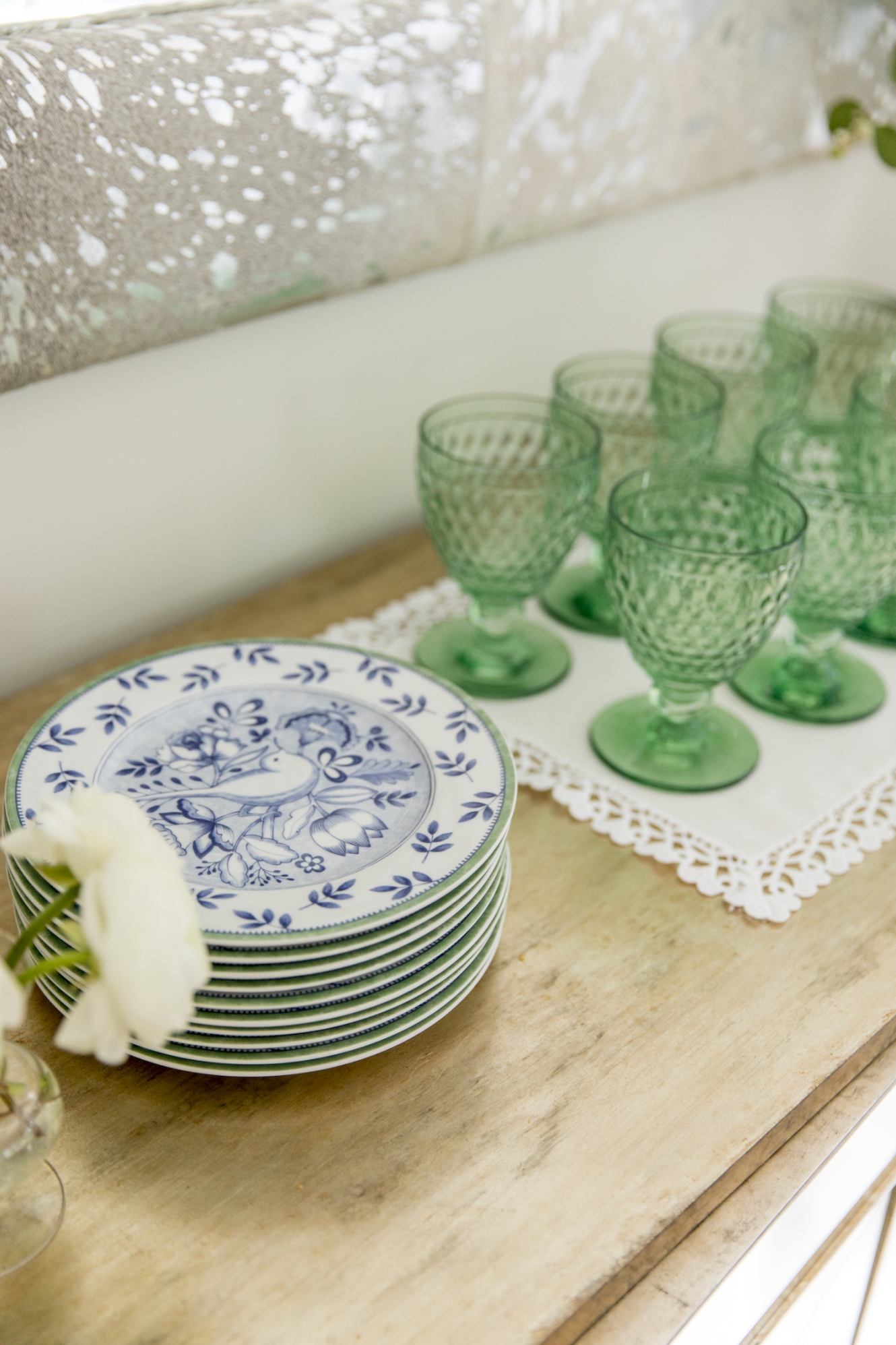 Create a Beautiful Jewish High Holiday Table - Fashionable Hostess