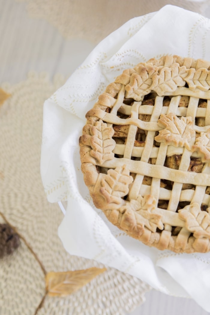 The Prettiest Leaf Pies - Fashionable Hostess