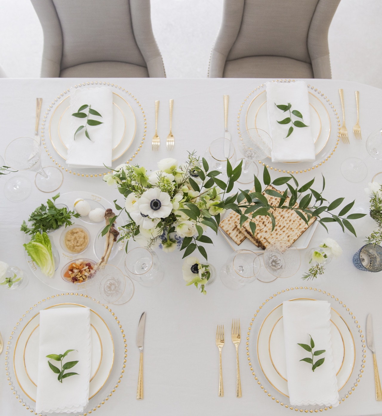 Passover Seder Table - Fashionable Hostess