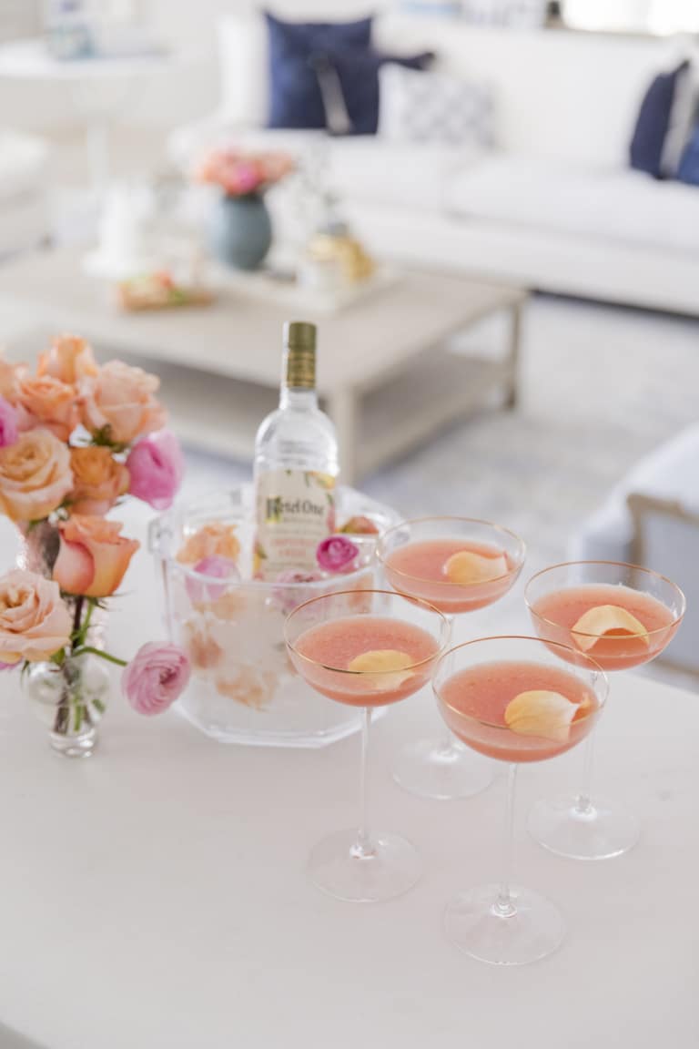 Tips for Hosting the Sweetest Bridal Shower - Fashionable Hostess