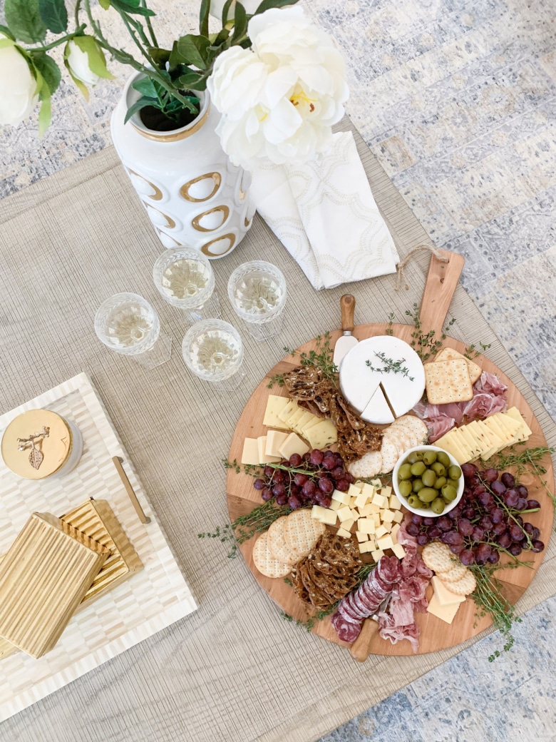 Elegant Weekend Cheeseboard - Fashionable Hostess