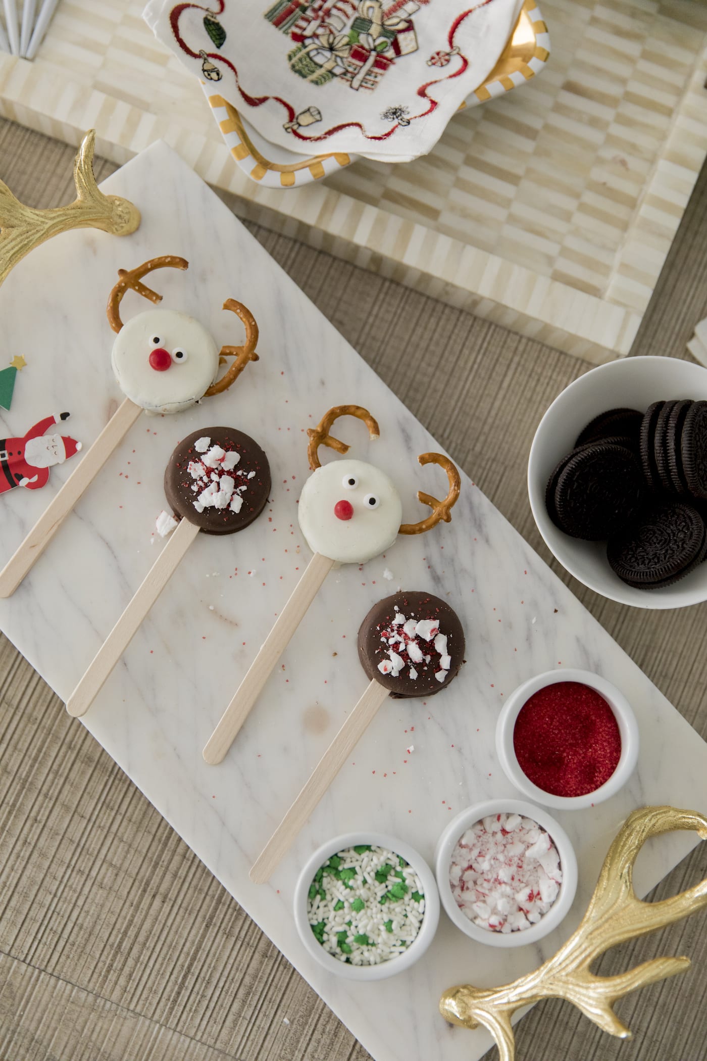 Christmas Reindeer Pops - Fashionable Hostess