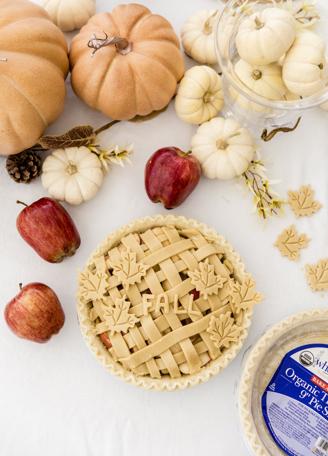 Fall Apple Pie - Fashionable Hostess