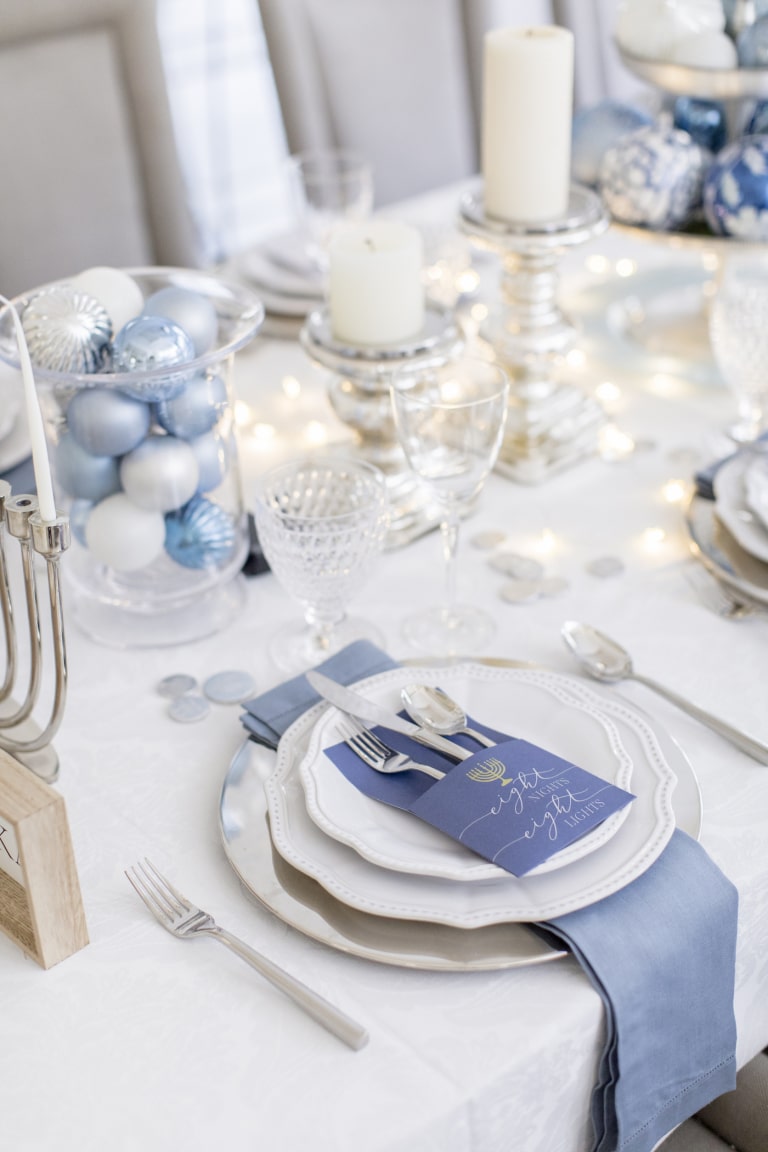 Hanukkah Table 2019 - Fashionable Hostess