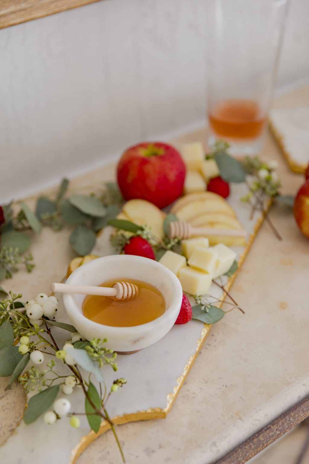 Rosh Hashanah Table 2020 - Fashionable Hostess