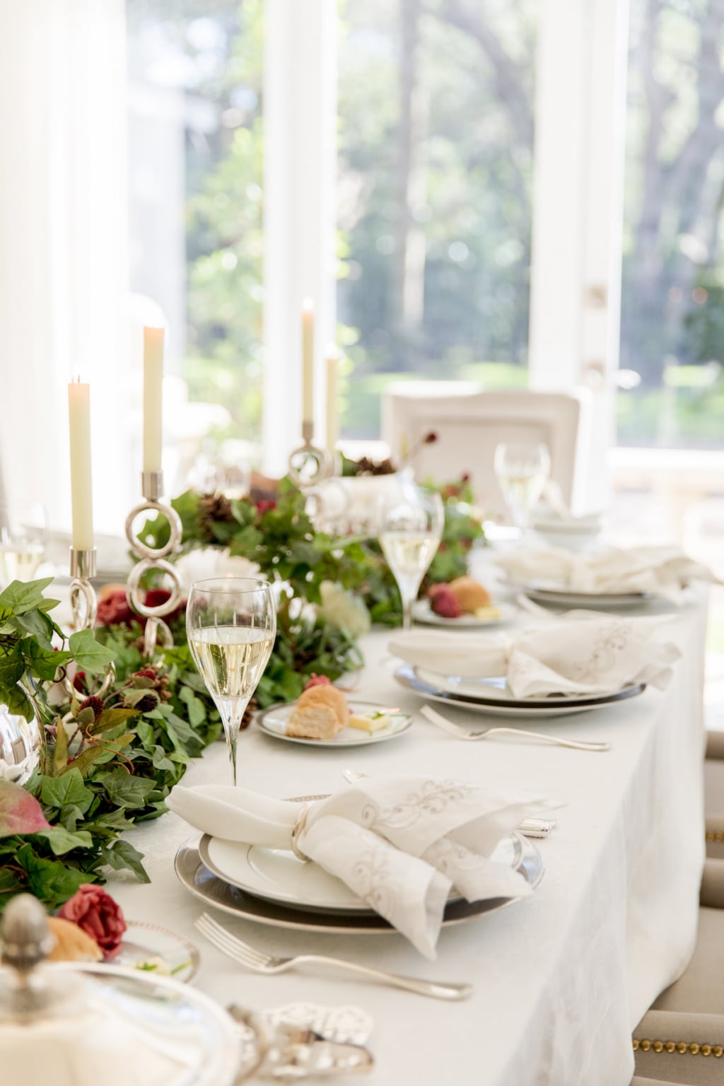 Garland Centerpieces - Fashionable Hostess