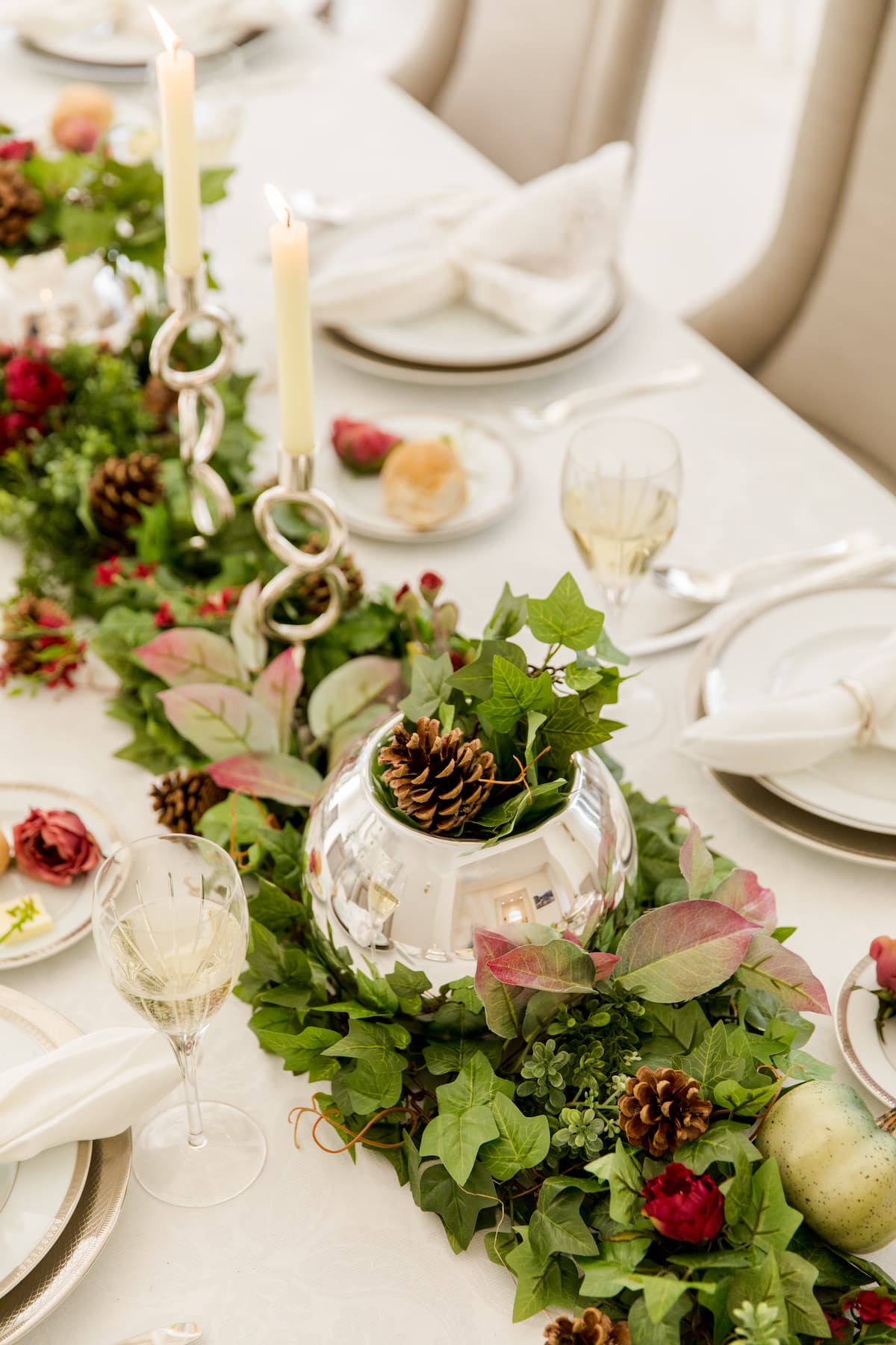 Thanksgiving Dinner - Fashionable Hostess