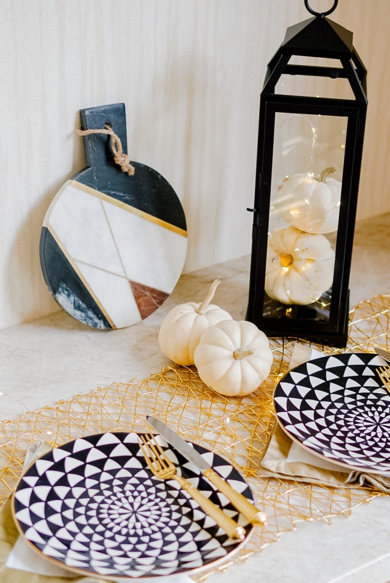 Black and White Table Accessories - Fashionable Hostess
