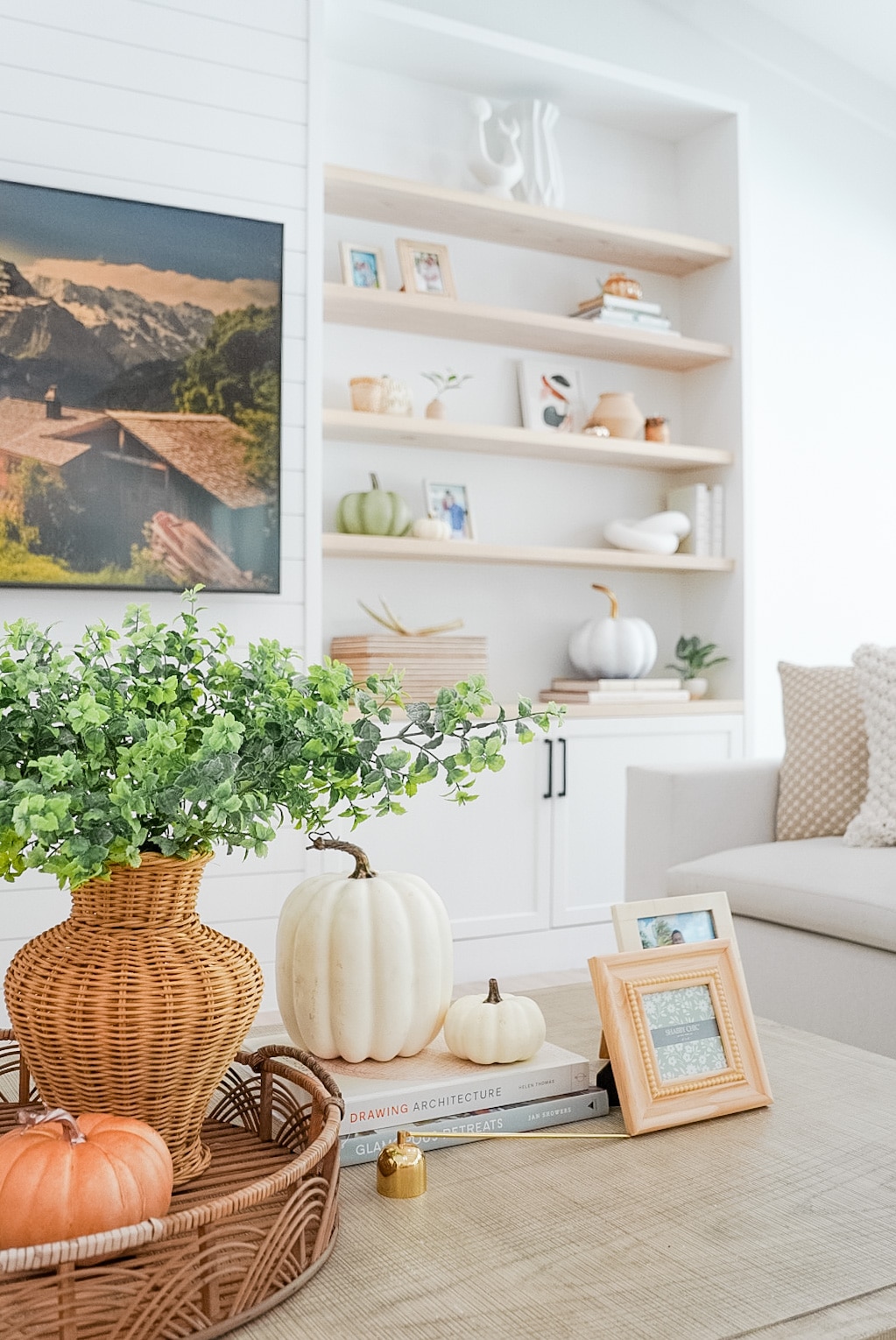 Fall Family Room Tour - Fashionable Hostess