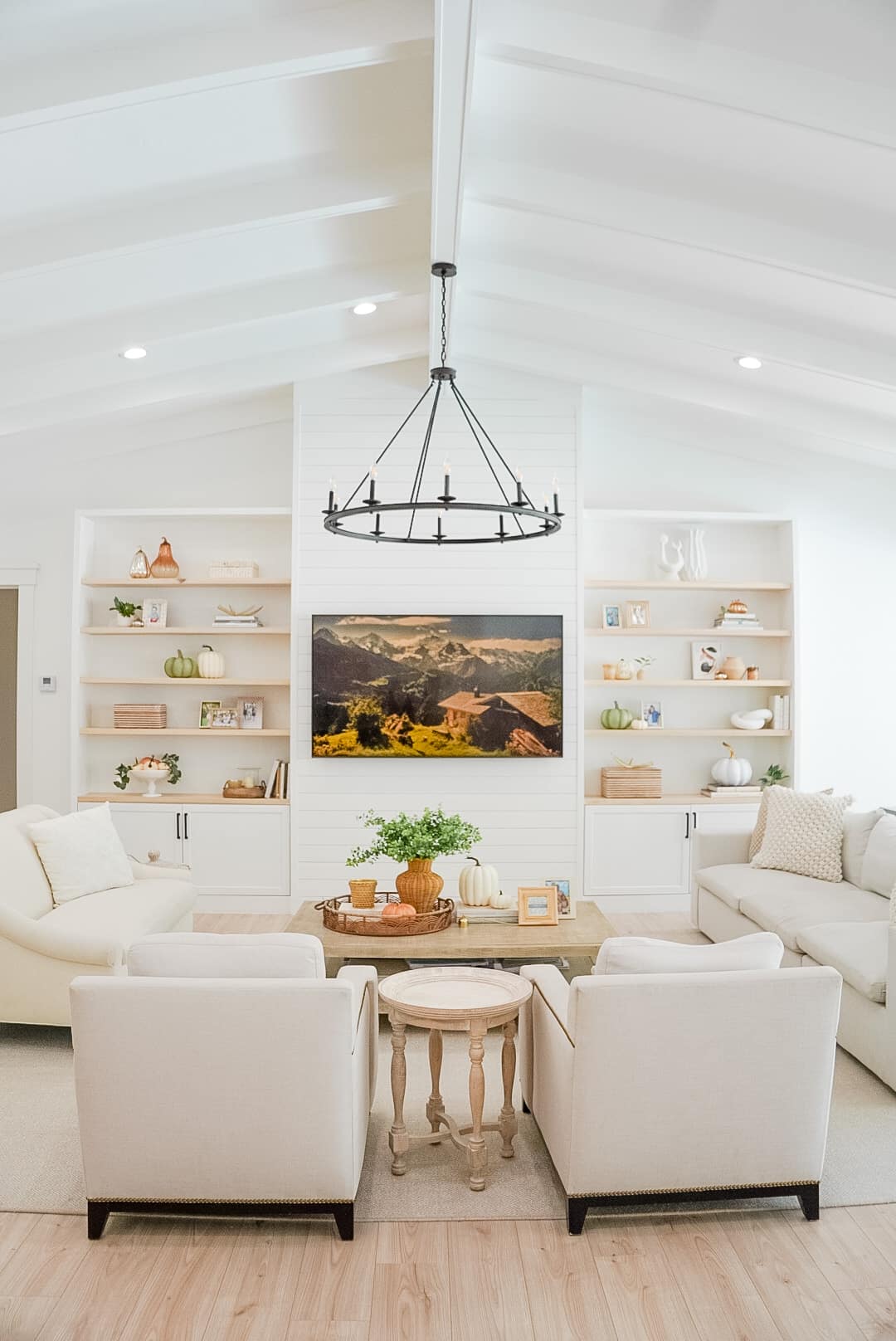 Fall Family Room Tour - Fashionable Hostess